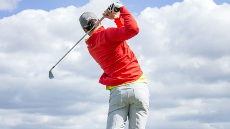 Golf Stance: Left or Right? (Well It Depends)